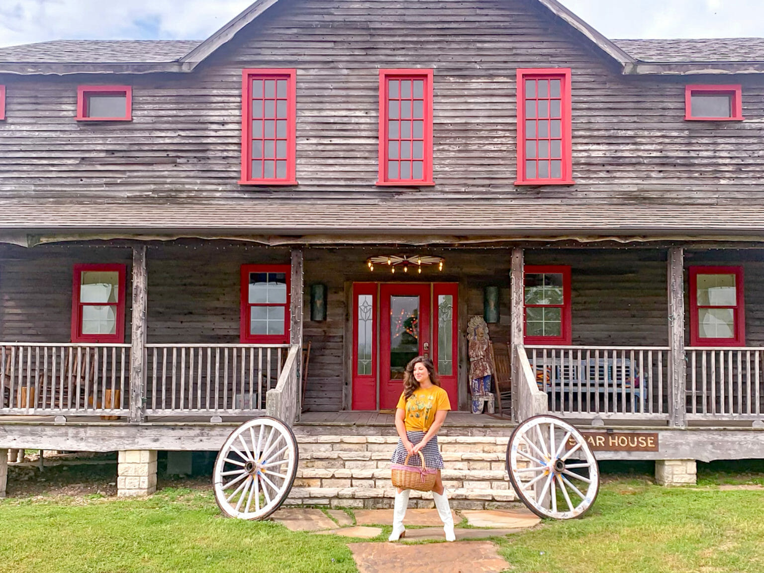 Ultimate Guide to Round Top, Texas - Somewhere Down South